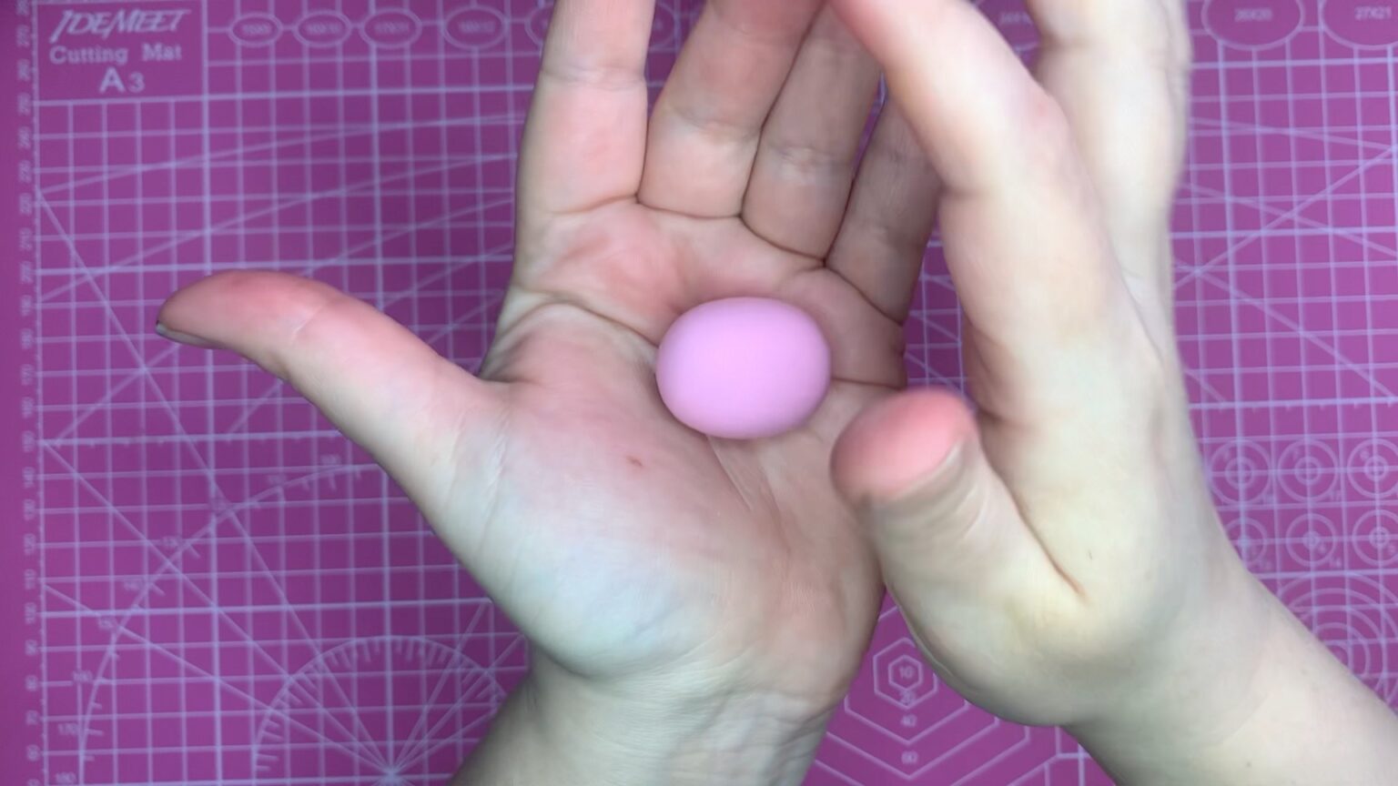 How to make a Strawberry Shortcake Dessertle out of Foam Clay ...