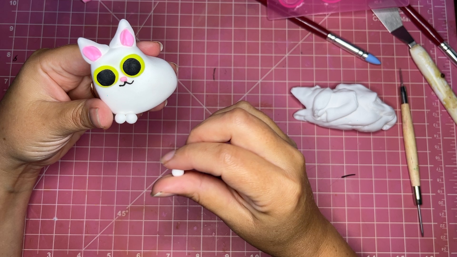 How to make Funny Halloween Cats with Witch Hats - HumbleBeesCreations