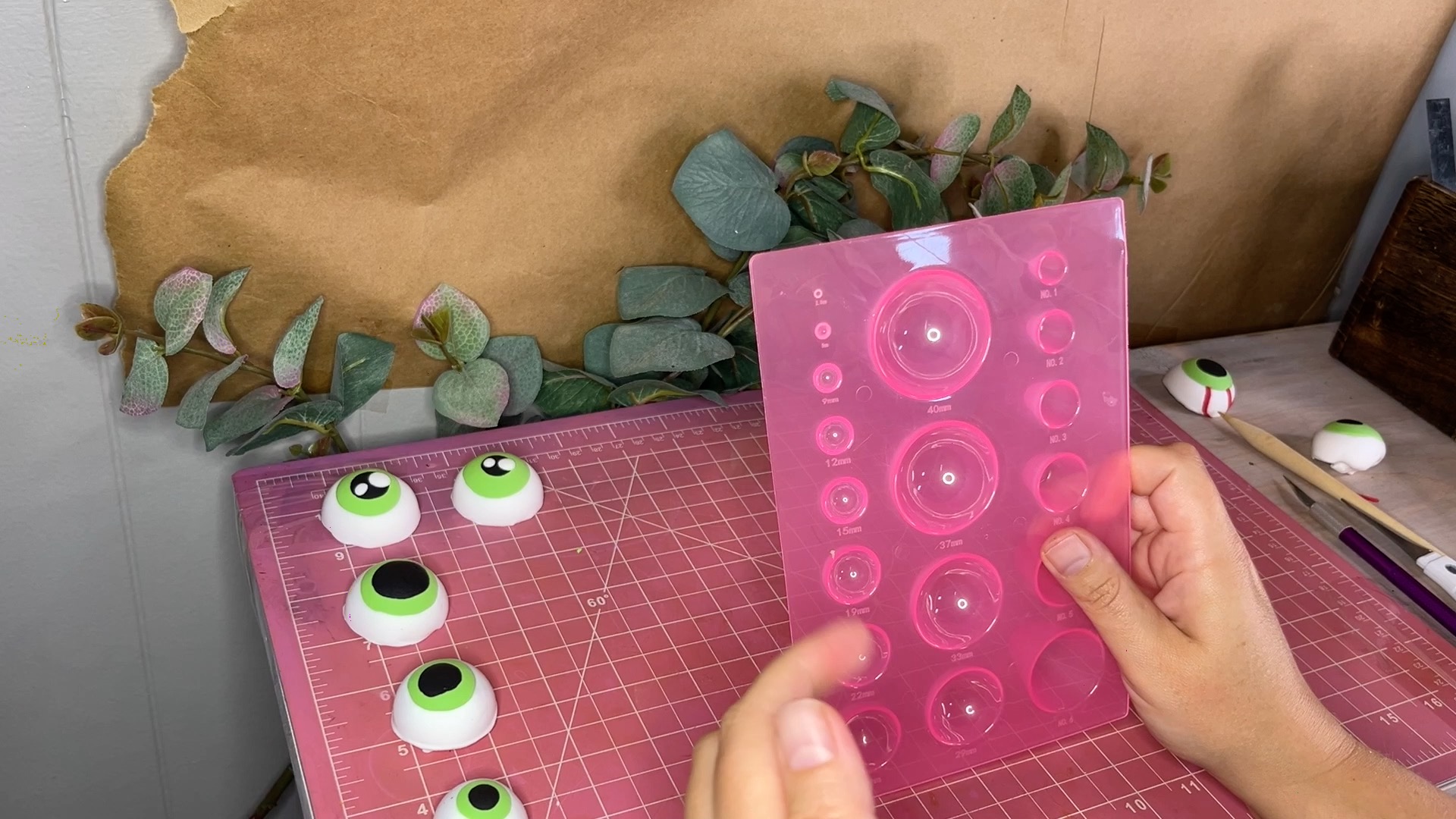 Easy Foam Clay Eyeballs Trick (Beginner-Friendly & No Mess)
